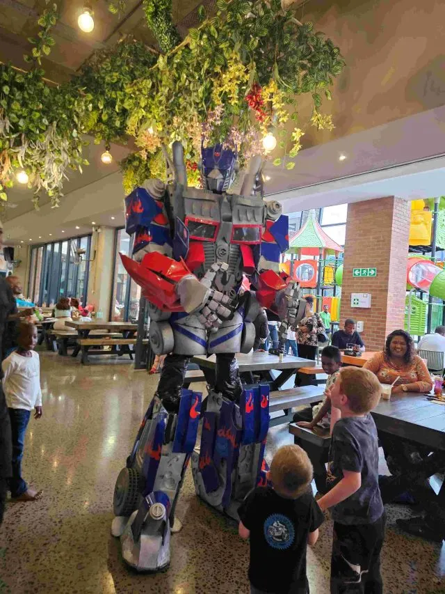 Visit Blueberry Beacon for a Time of Family Bonding & Fun!